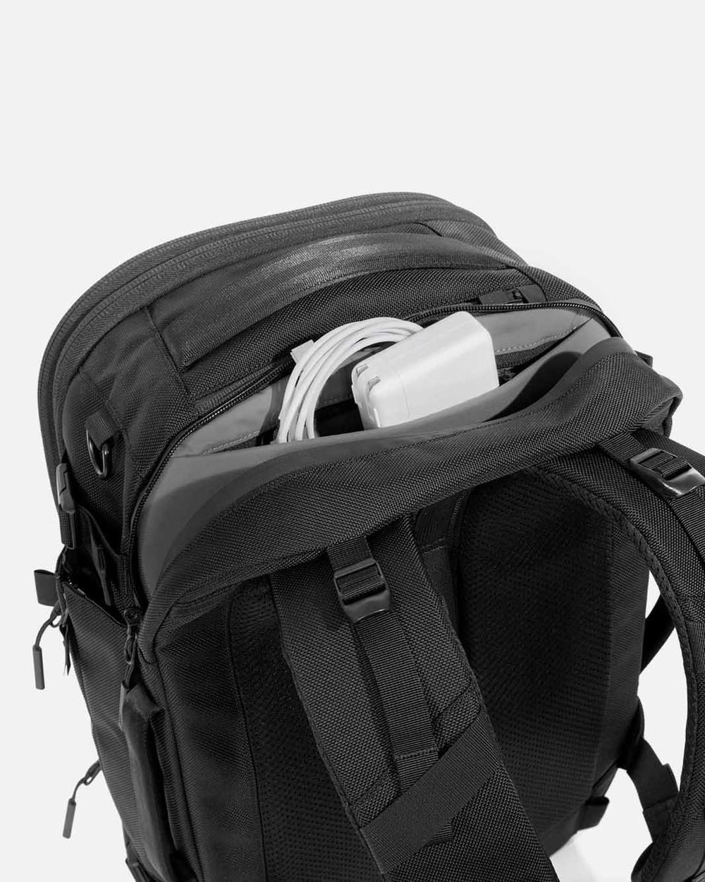 AER Travel Pack 3 Small | London Undercover
